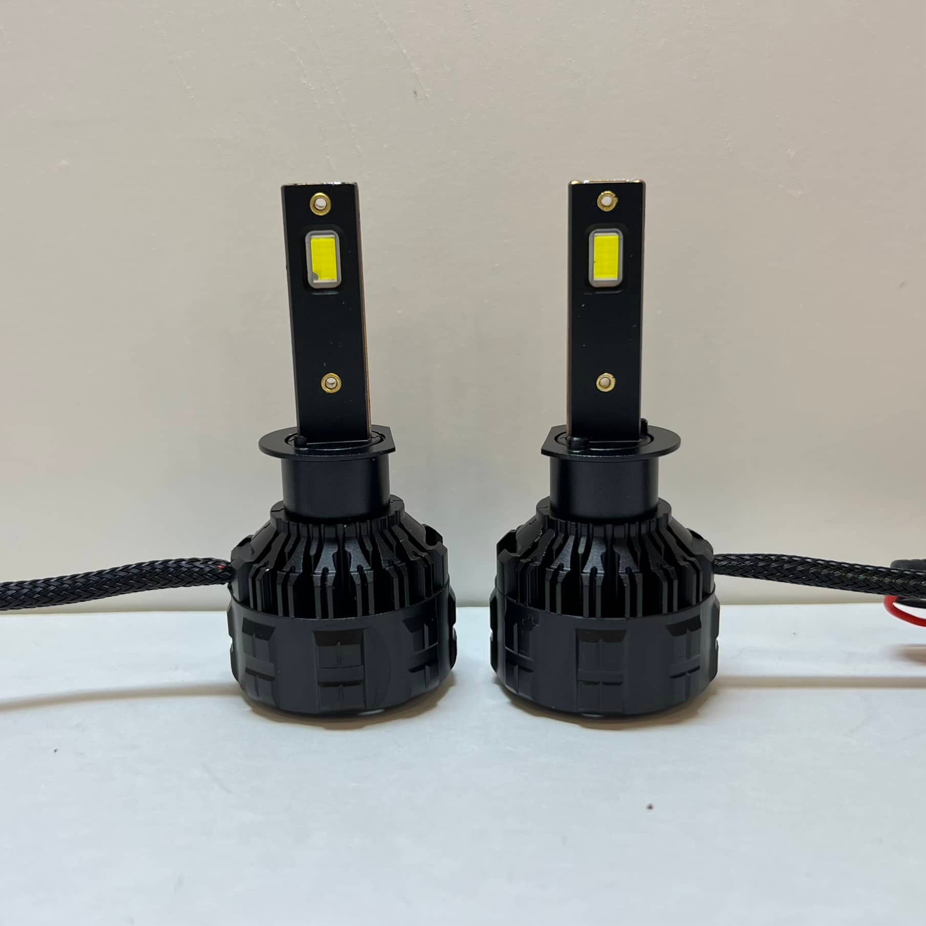 Би лед мини линзы в фары светодиодные 12V