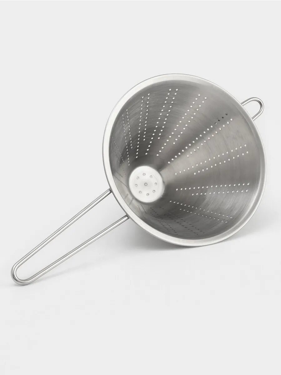 Эргономичный конический дуршлаг для кухни