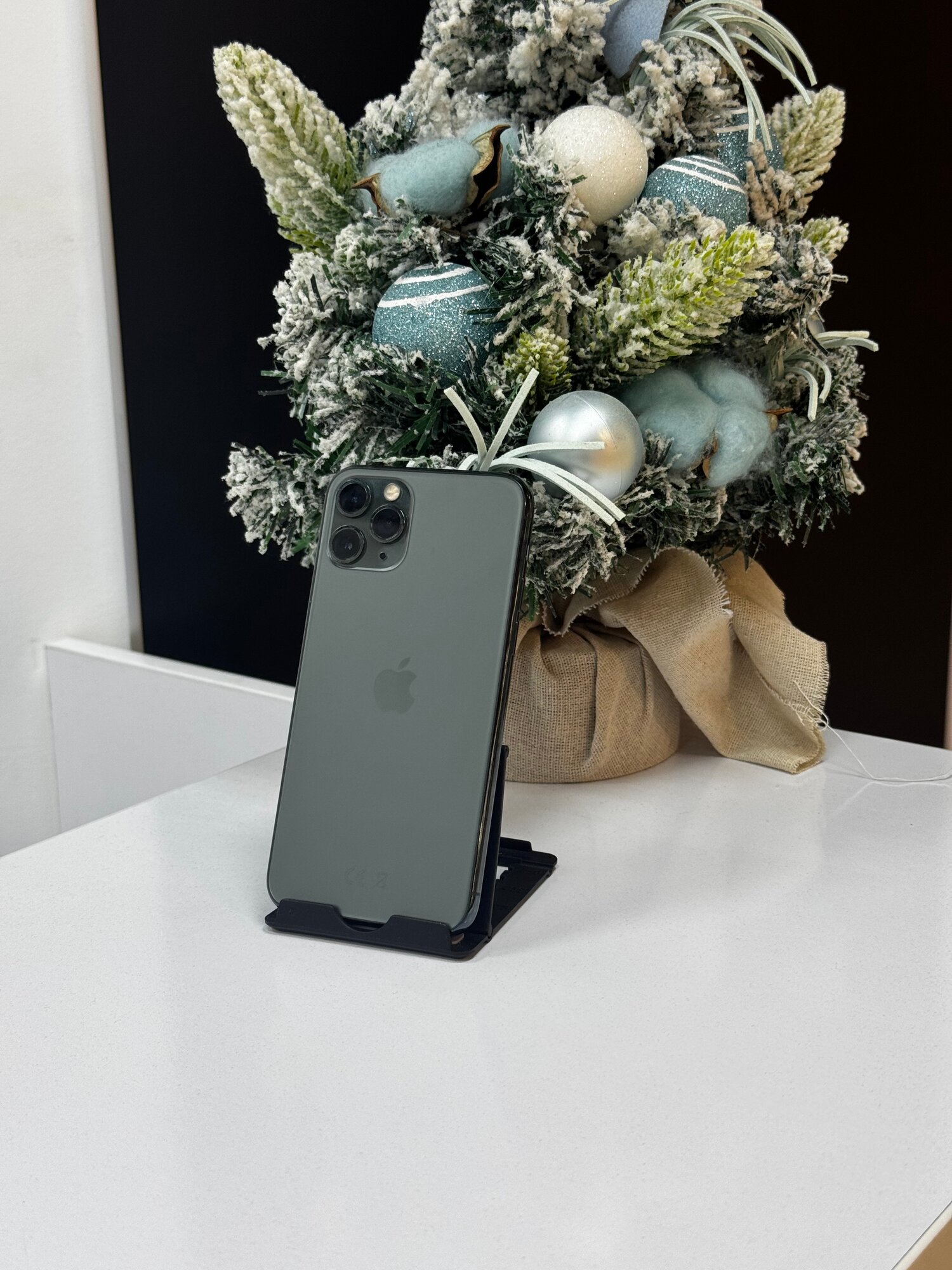 Смартфон Apple iPhone 11 Pro 64 ГБ RU, nano SIM+eSIM, темно-зеленый