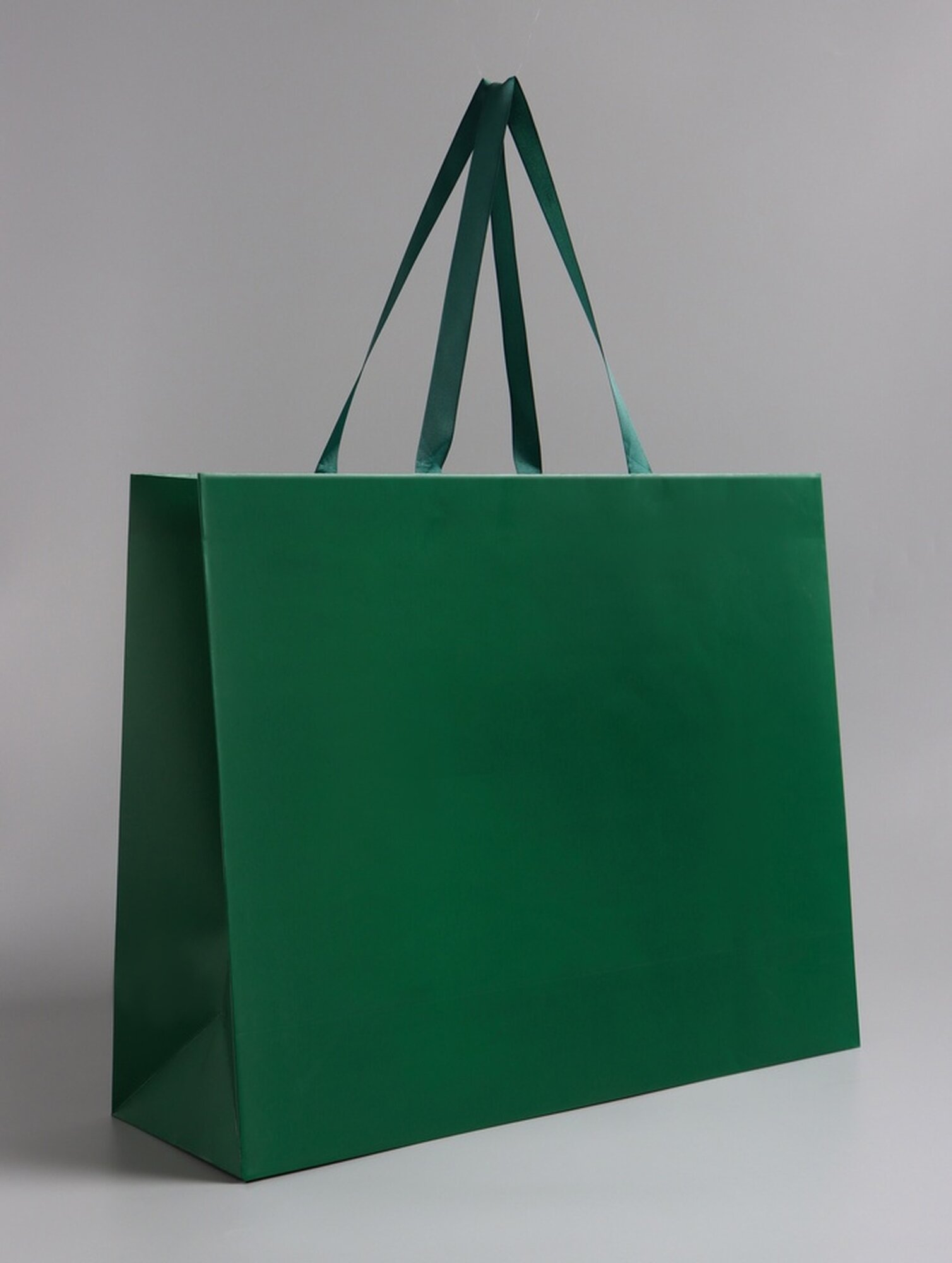 Пакет подарочный ламинированный горизонтальный "Изумрудный", 48 х 39 х 16 см 10919607