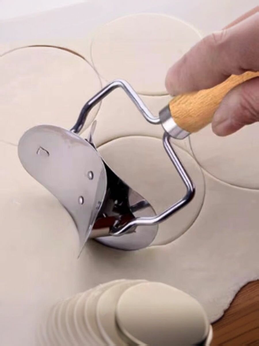 Пельменница, фигурный нож для пельменей и вареников