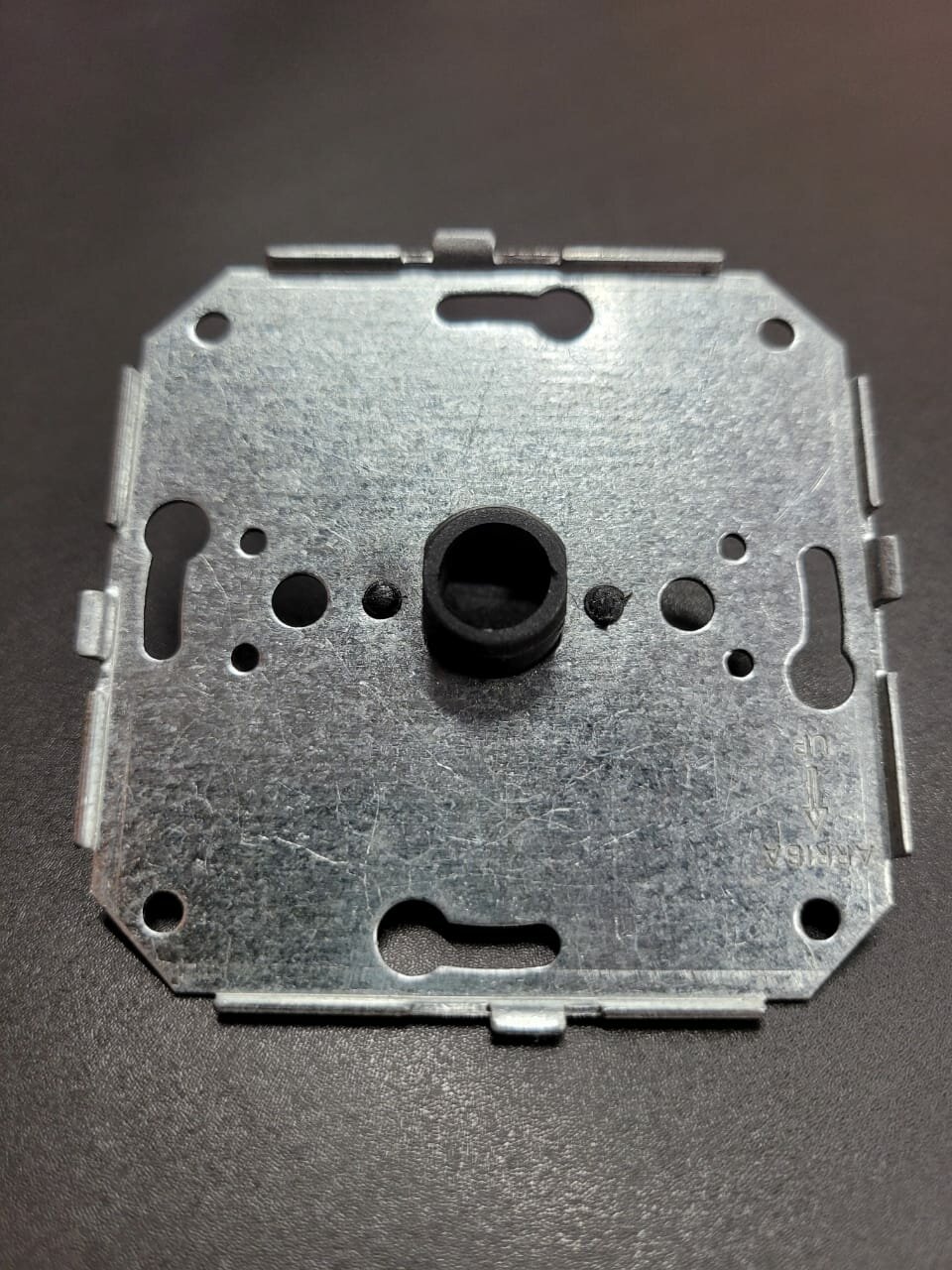 Механизм кабельного вывода Fontini Venezia, без накладки, для электрических систем