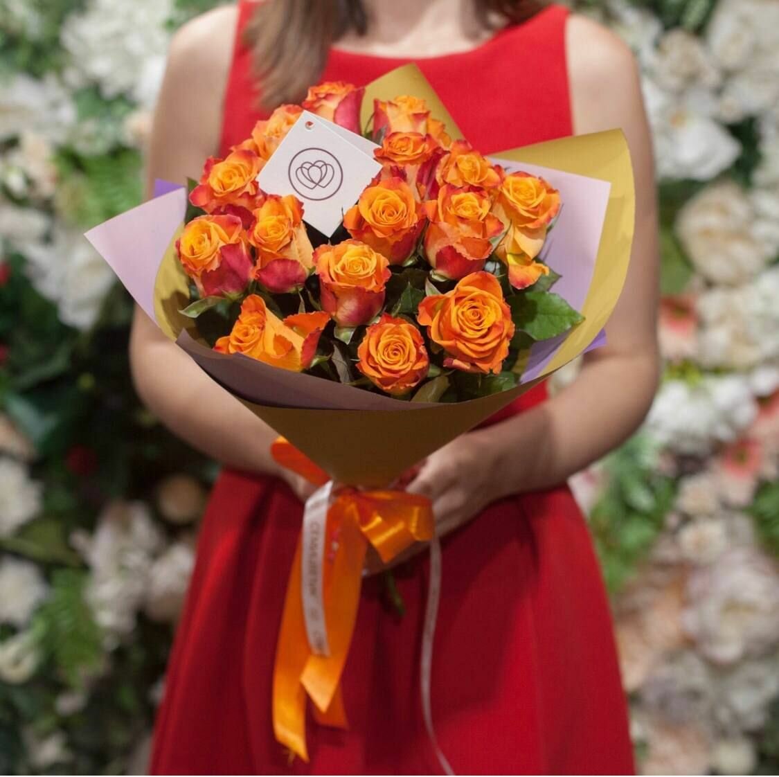 Розы оранжевые 15шт / Букет / Цветы