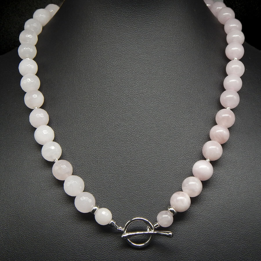 Колье, розовый кварц