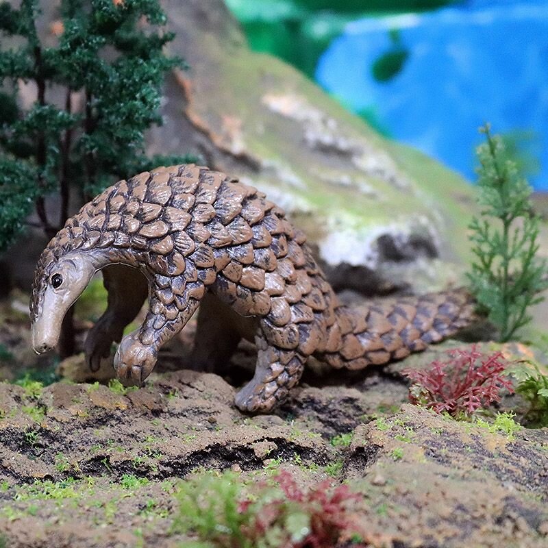 Фигурки диких животных Zateyo Броненосец Панголин, игрушка для детей коллекционная, декоративная, 18х5х7 см