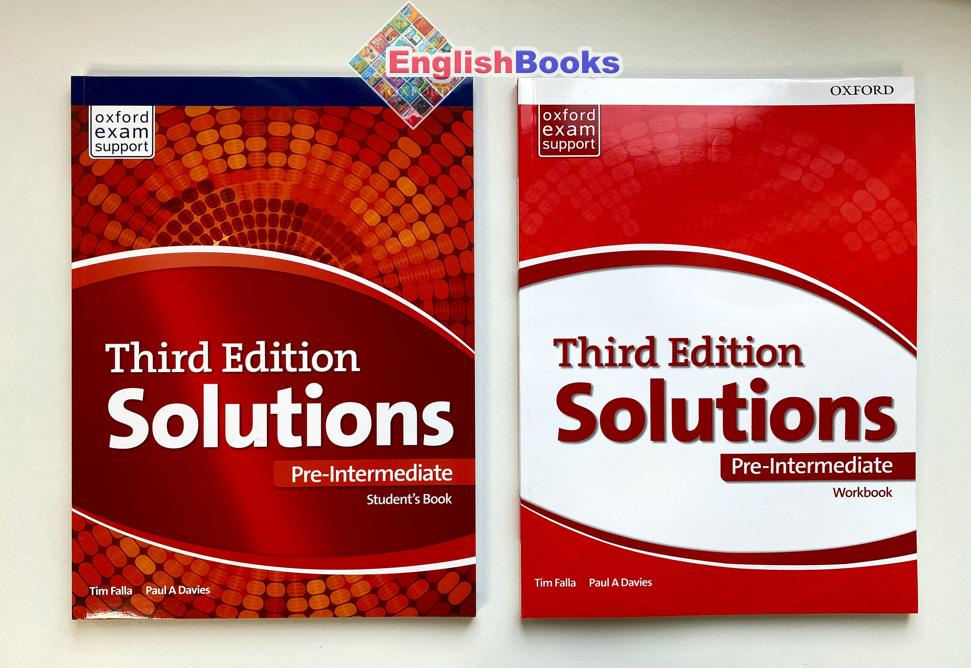 Solutions Pre-intermediate Third Edition, комплект (учебник, раб. тетрадь, диск) — фото 1