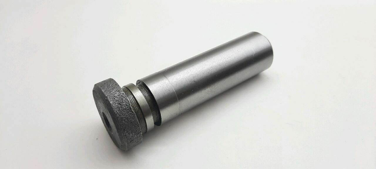 80-1601335 Ось МТЗ шестерни сцепления промежуточной ОАО МТЗ оригинальная запчасть МТЗ