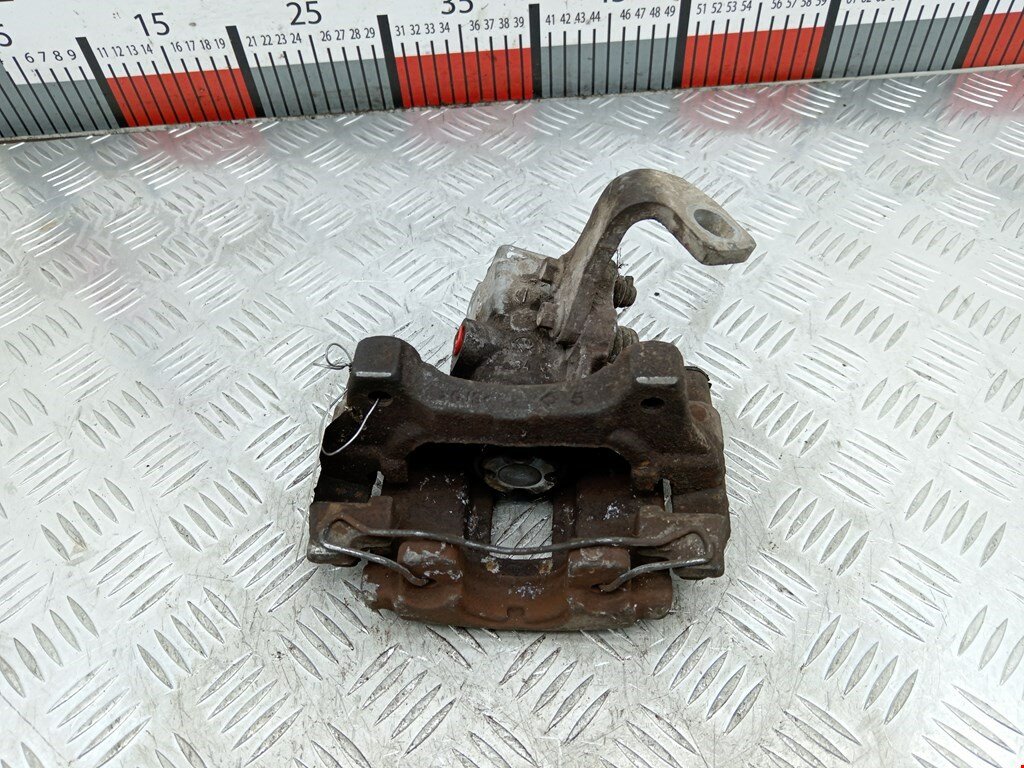 Суппорт задний правый Honda Civic 9 43002TV0E03 арт. 1755595