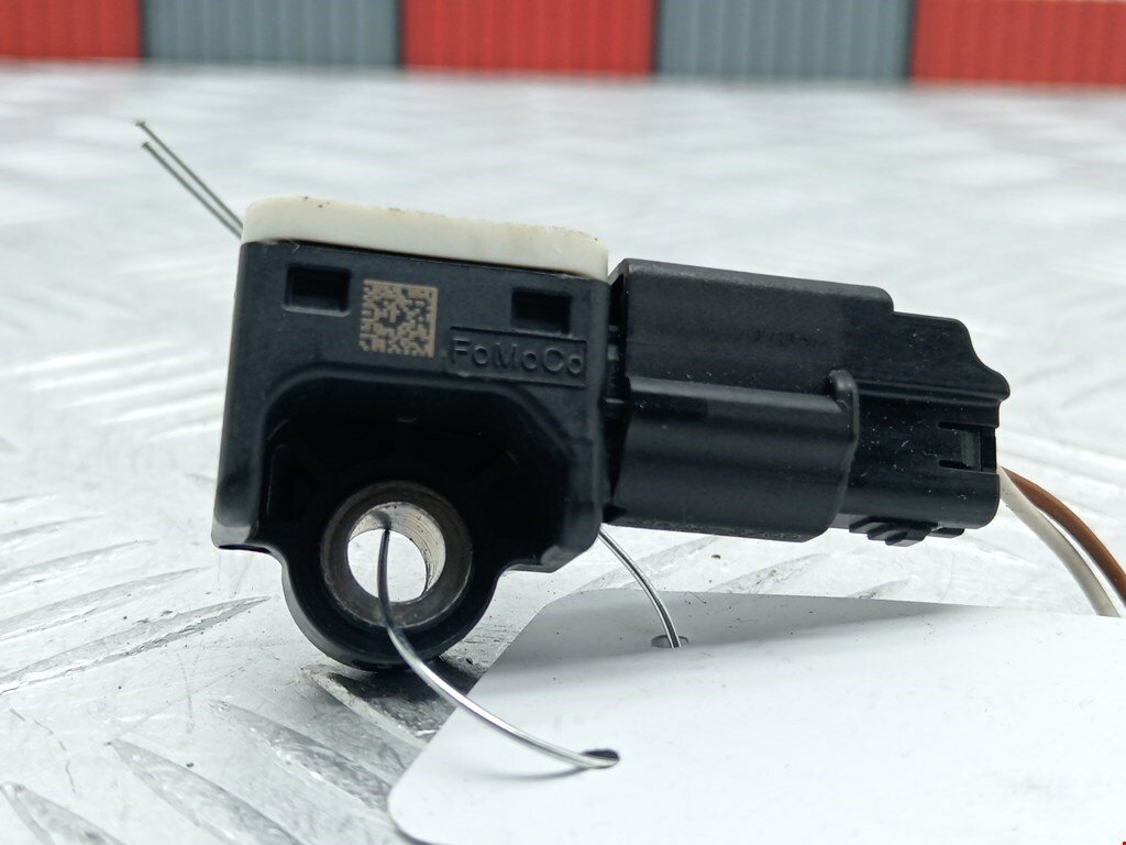 Датчик удара Ford Kuga 1 8M5T14B342AC арт. 1843744