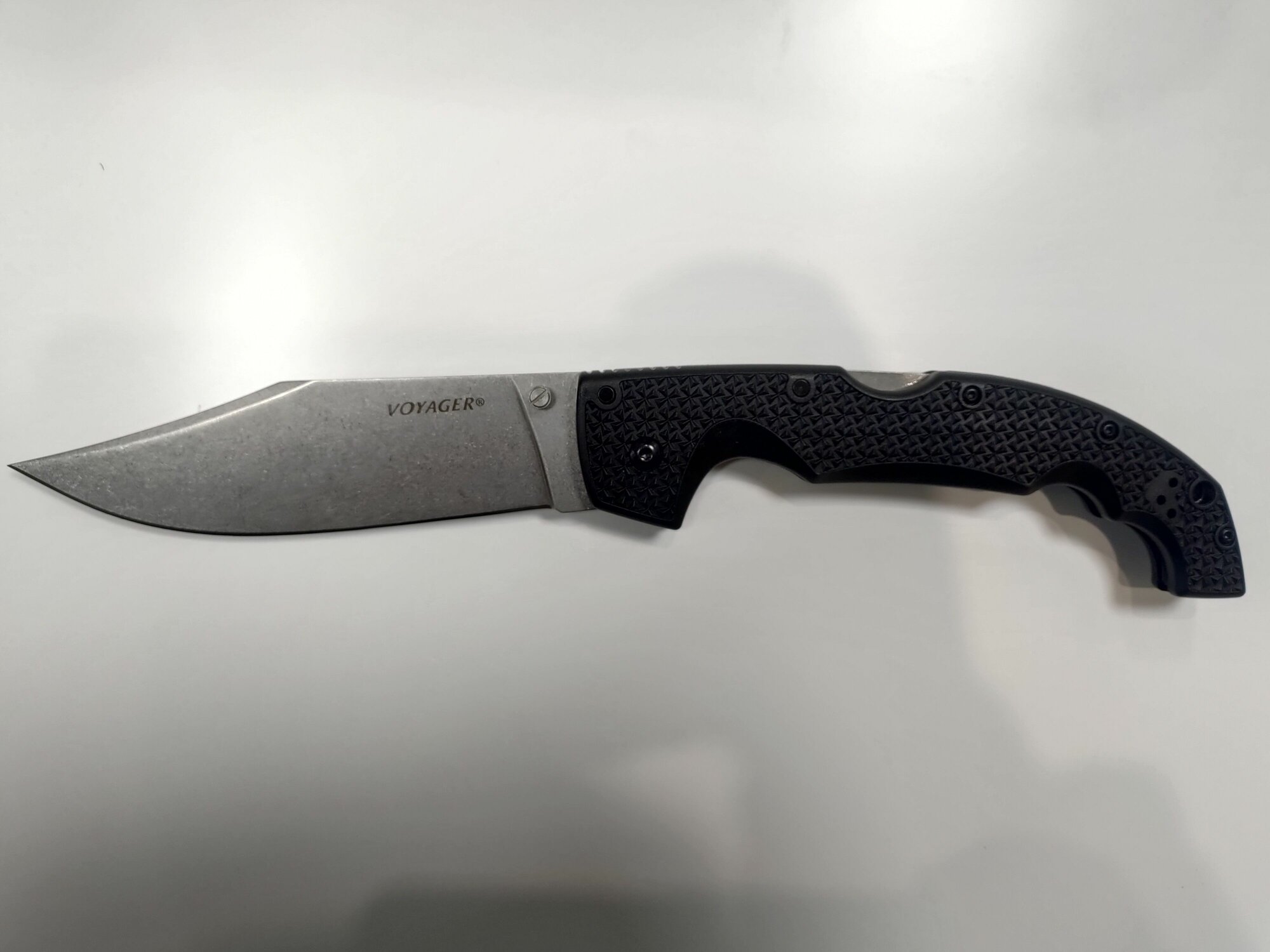 Cold Steel Voyager black metal