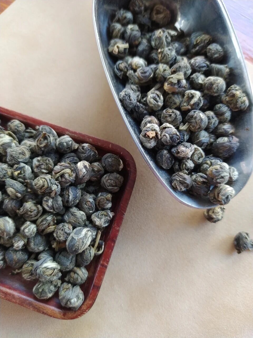 Зеленый чай Люй Лун Чжу (Жемчужина Дракона Малая) 100 гр.