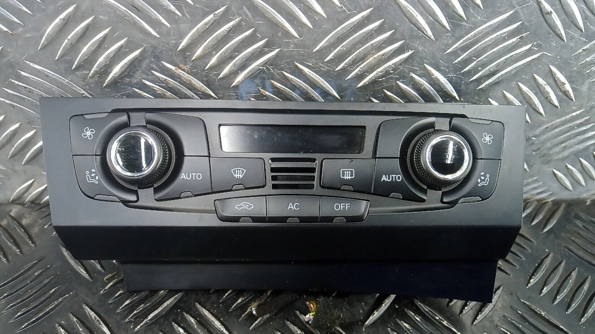 Блок управления печки и климат-контроля AUDI A5 1, Номер 8T2820043AF