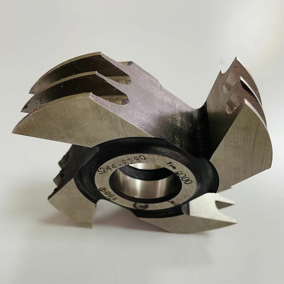 Фреза 125х32 для оконного шпапика (3-х ряд) ДФ-01.06.01