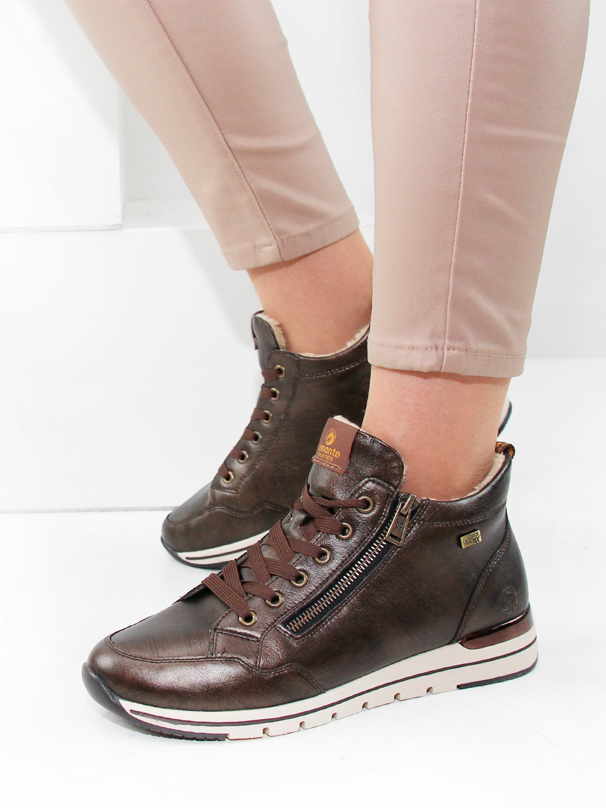 Кроссовки Remonte