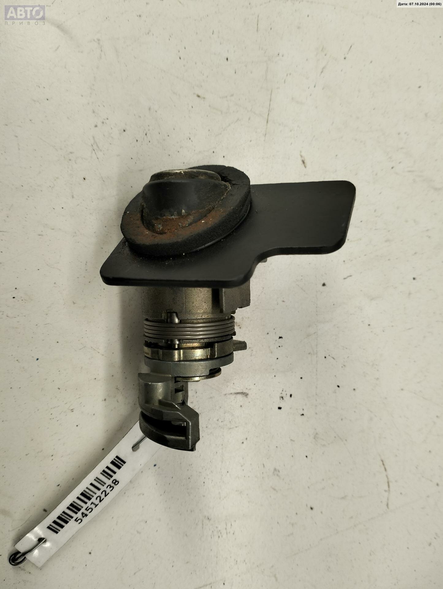 Личинка замка багажника Volkswagen Passat B5+ (GP)