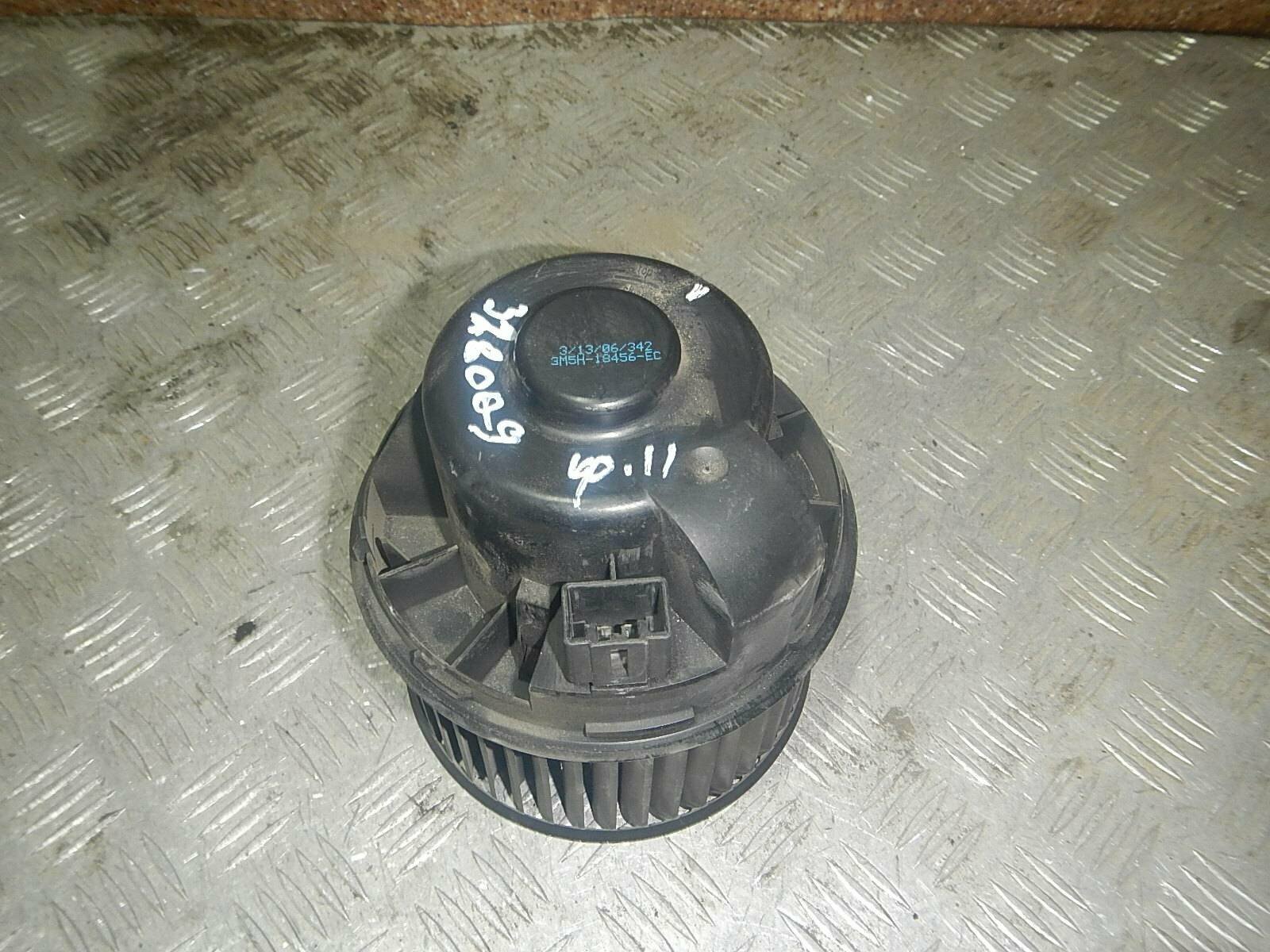 Б/У Моторчик отопителя, Ford (Форд)-FOCUS 2 (05-08) FORD FOCUS 2 (05-08) Без видимых повреждений 328009 FORD арт. 3M5H18...