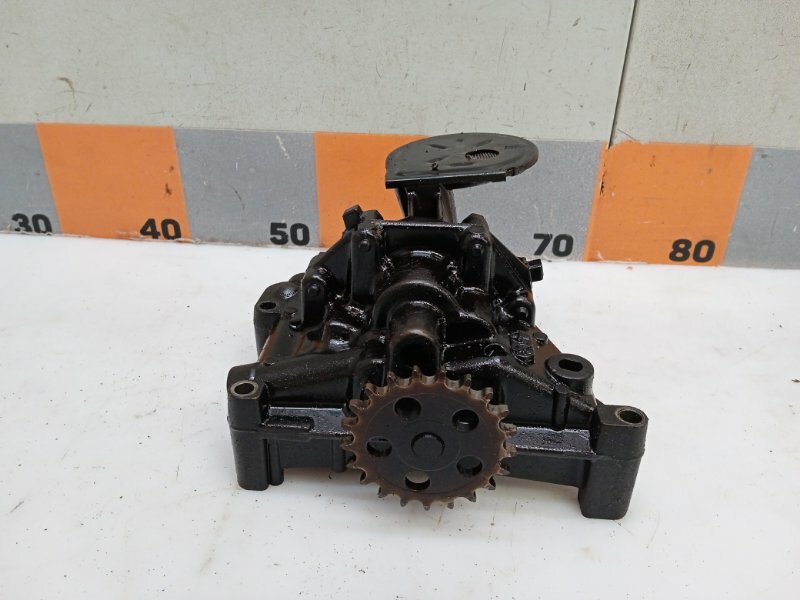 Б/У 1.6 NFU, Ситроен Ц4 Насос масляный Citroen C4 2005 1, LA 276889 Peugeot-Citroen арт. 9621114110