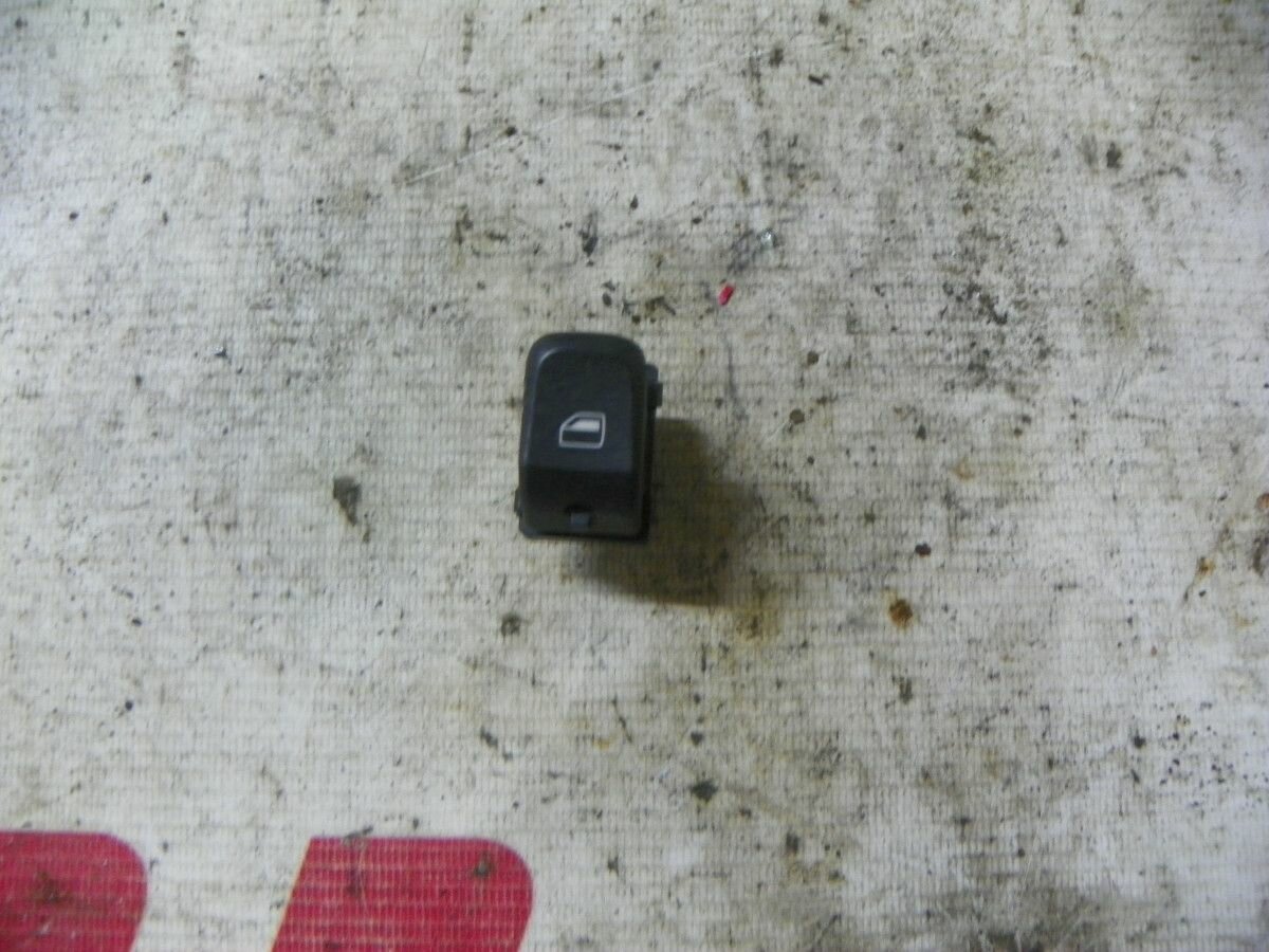 Кнопка стеклоподъемника Audi A1 8X (2010—2015) 4H0959855A5PR