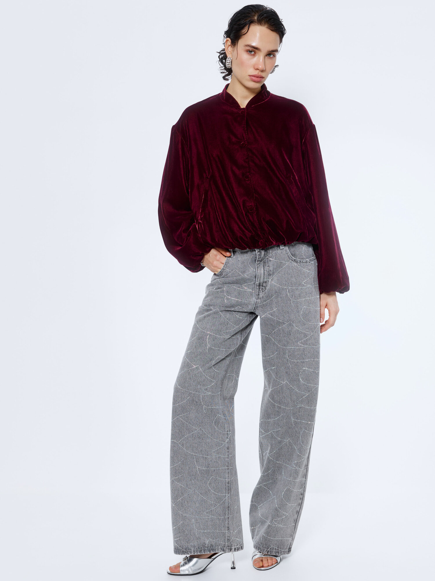 Джинсы широкие 