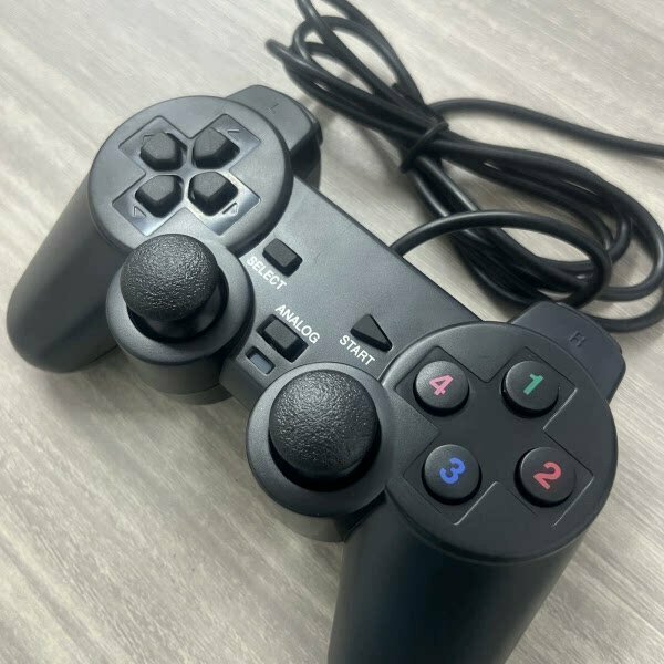 Одиночный беспроводной игровой джойстик для ПК и консолей Bluetooth эргономичный дизайн прочное исполнение