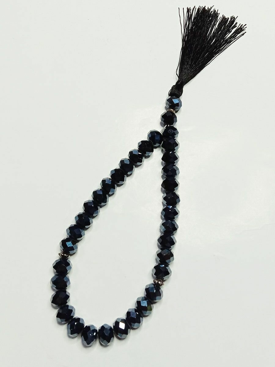 Четки из черного гранённого хрусталя 33 бусины , диаметр каждой бусины 8 мм.