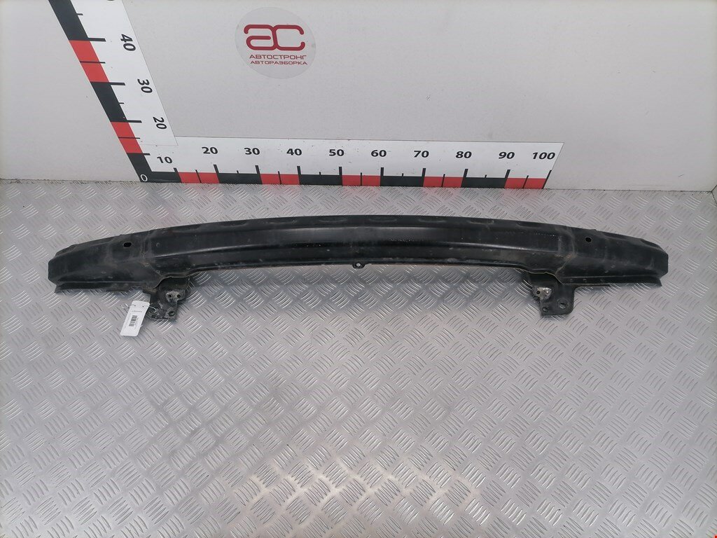Усилитель бампера передний Volkswagen Golf 4 1J0805551E арт. 1835760
