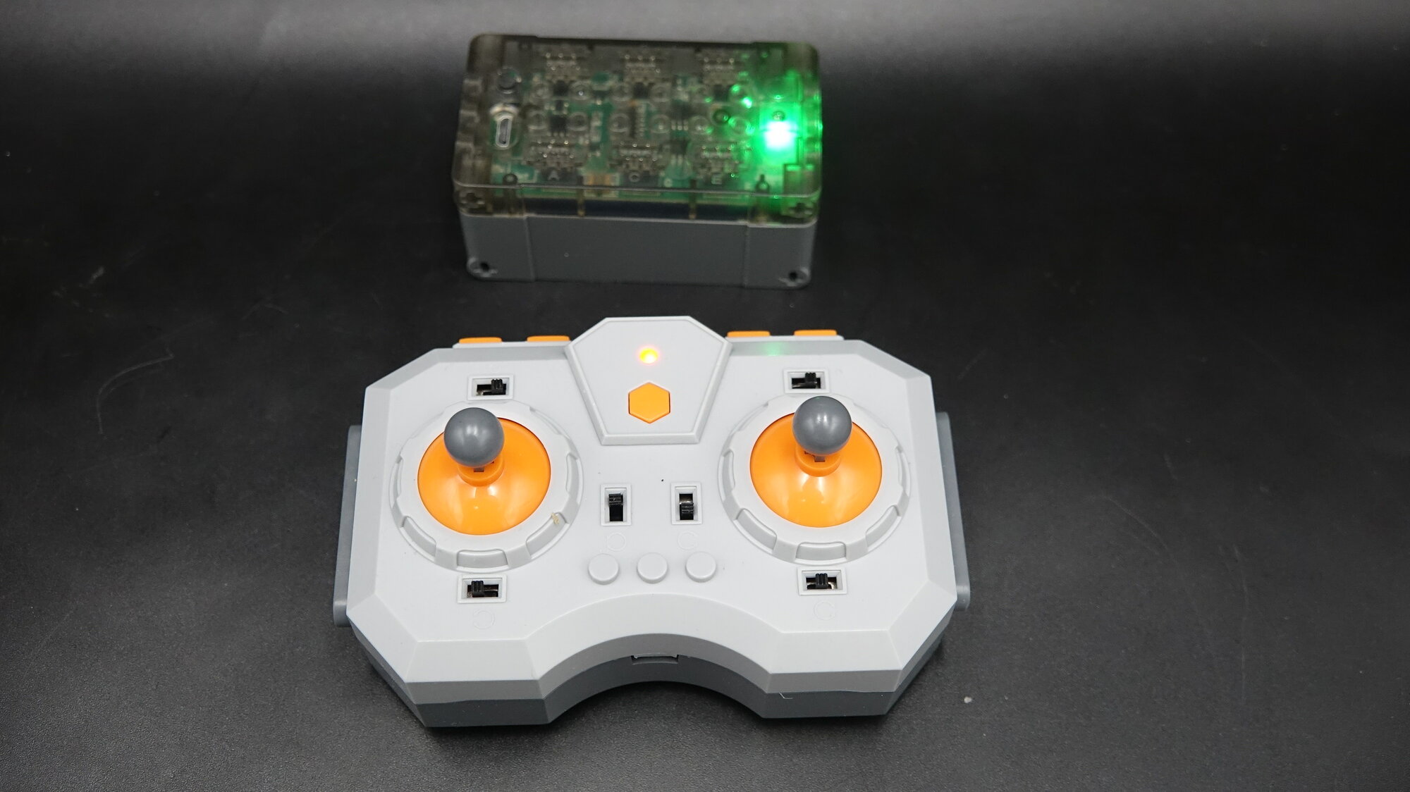 Пульт управления 6 каналов + Аккумулятор приемник Power functions Remote Control+ Battery Receiver