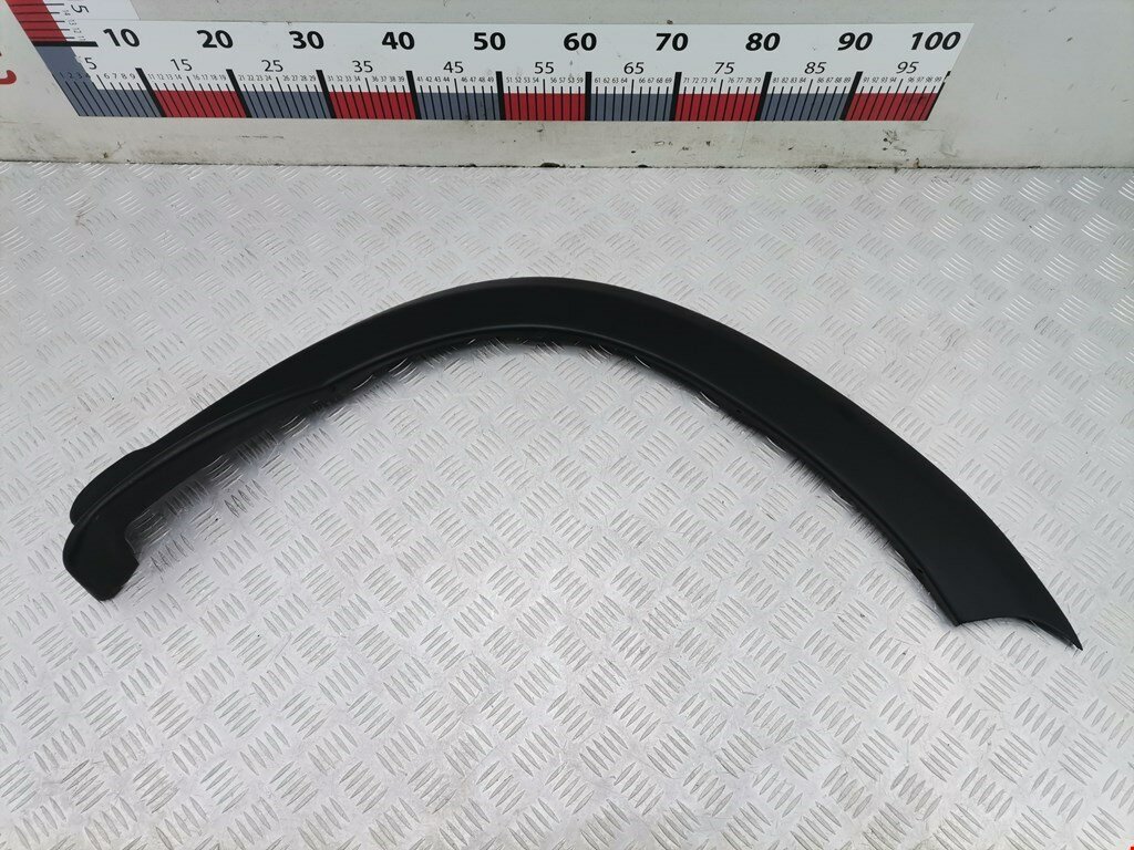 Накладка (молдинг) крыла переднего правого Renault Duster 1 960169632R арт. 1772125