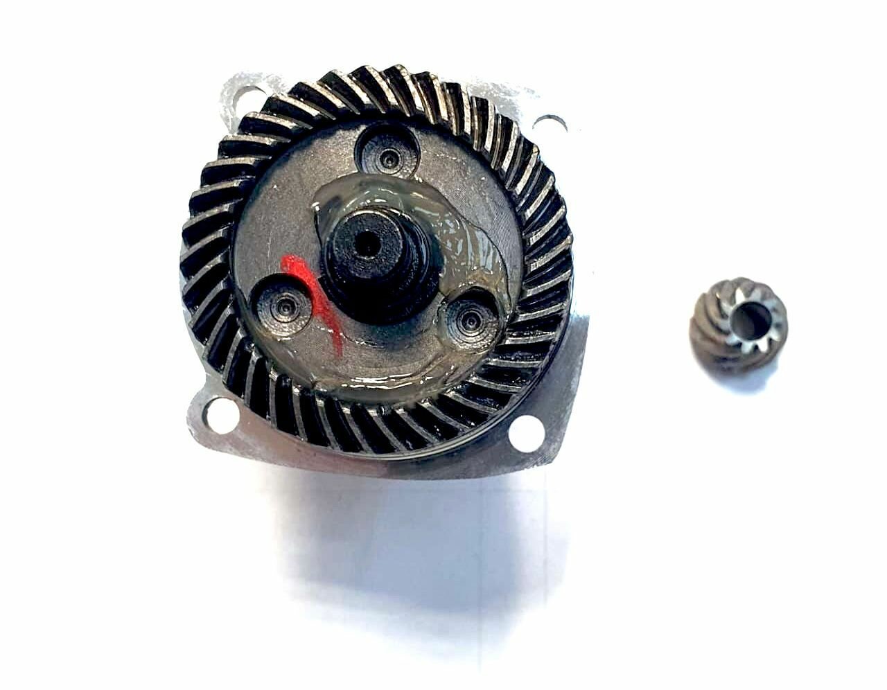 Опорный фланец в сборе для GWS700, BOSCH