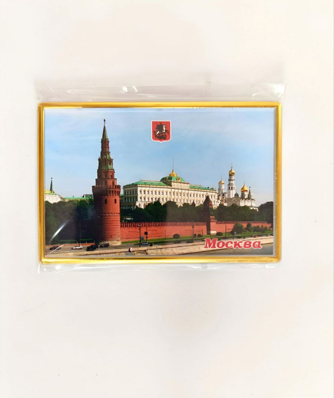Магнит сувенирный "Москва", прямоугольный, пластик, длина 11х6 см, золотистый