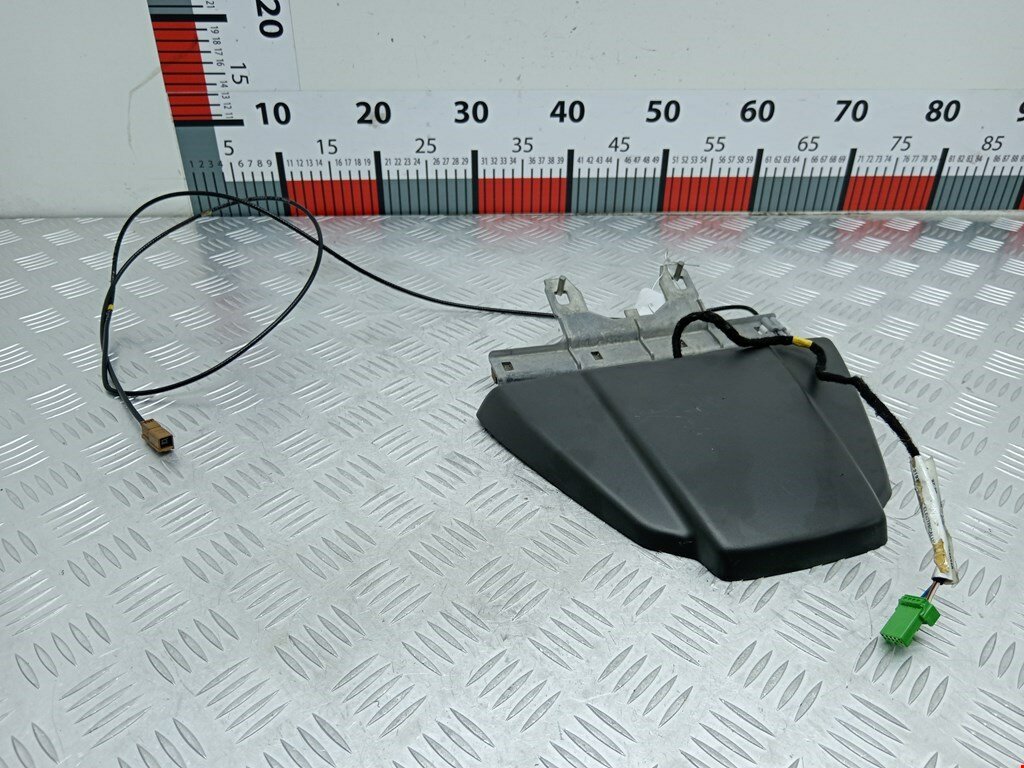 Антенна Volvo XC90 1 8633699 арт. 1797618