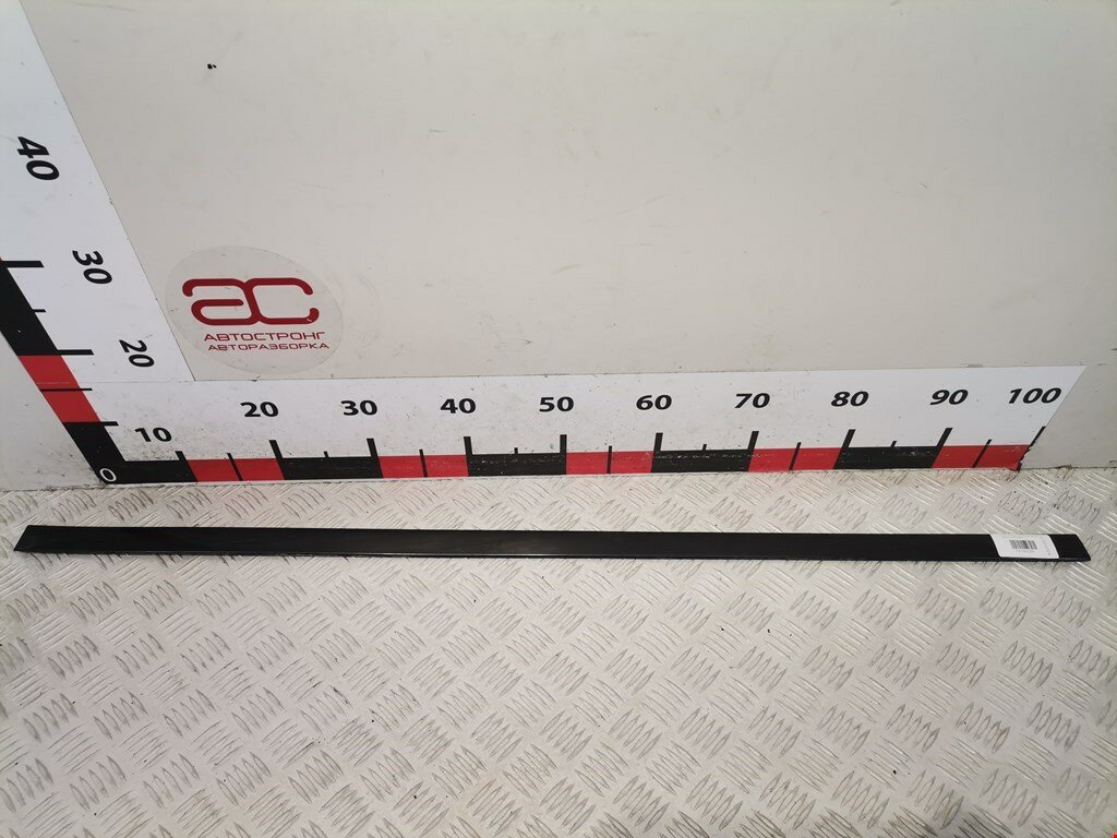 Накладка (молдинг) двери передней левой Audi A6 C5 4B0853953A арт. 1519125