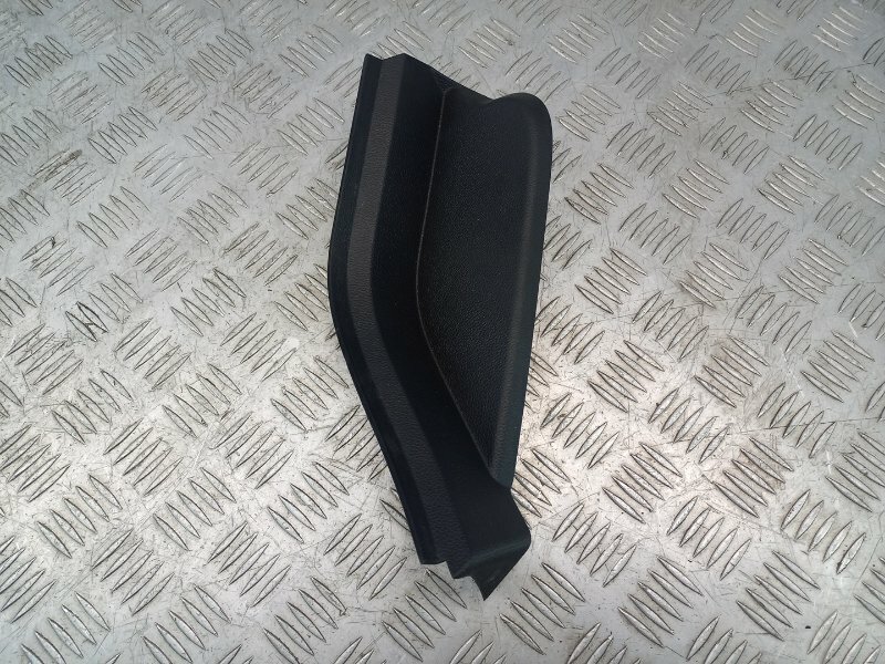 Б/У Накладка торпедо левая Opel Astra J / Опель Астра J 1.6 A16XER хэтчбек 2013