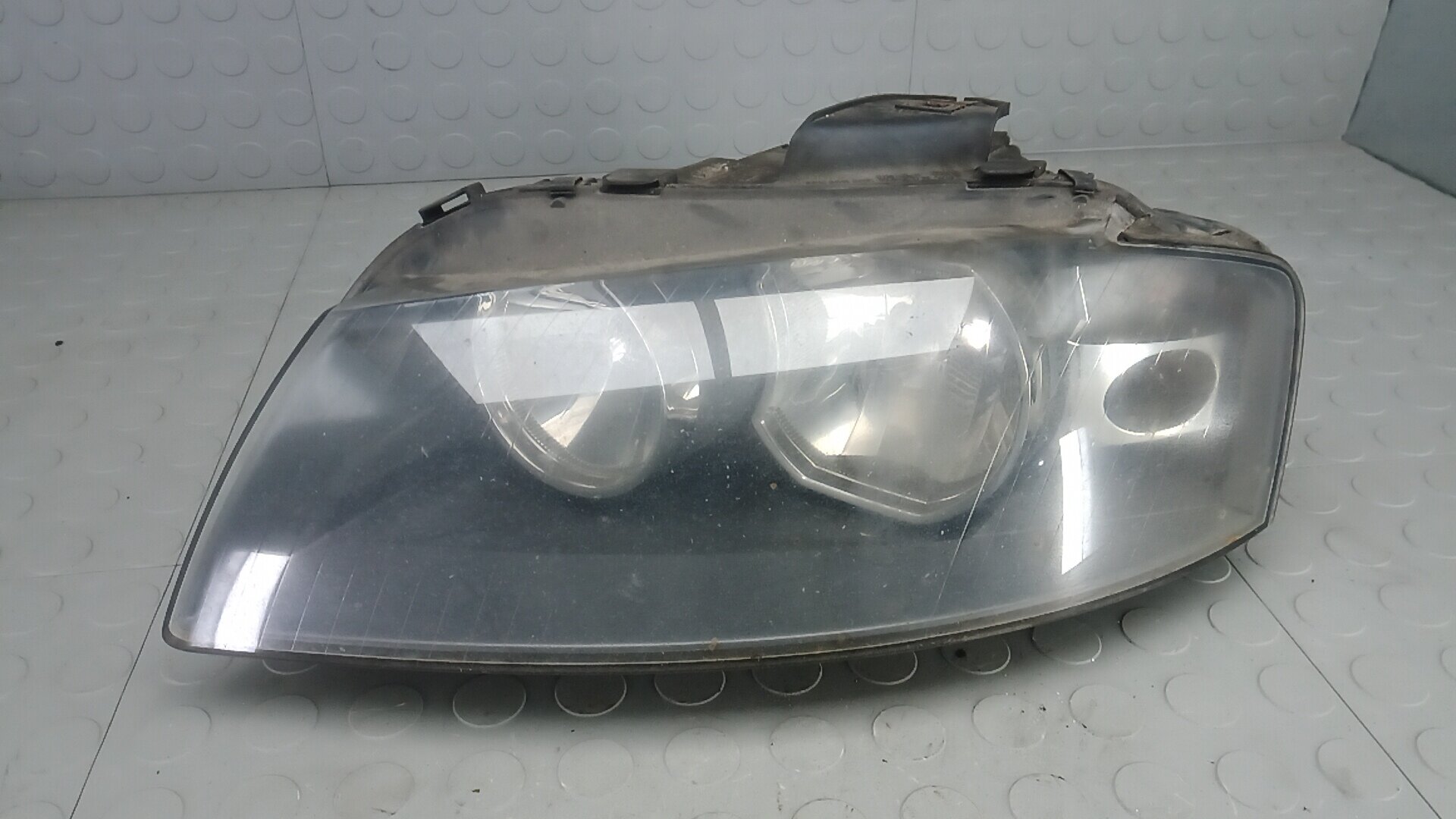 Фара левая AUDI A3 8P
