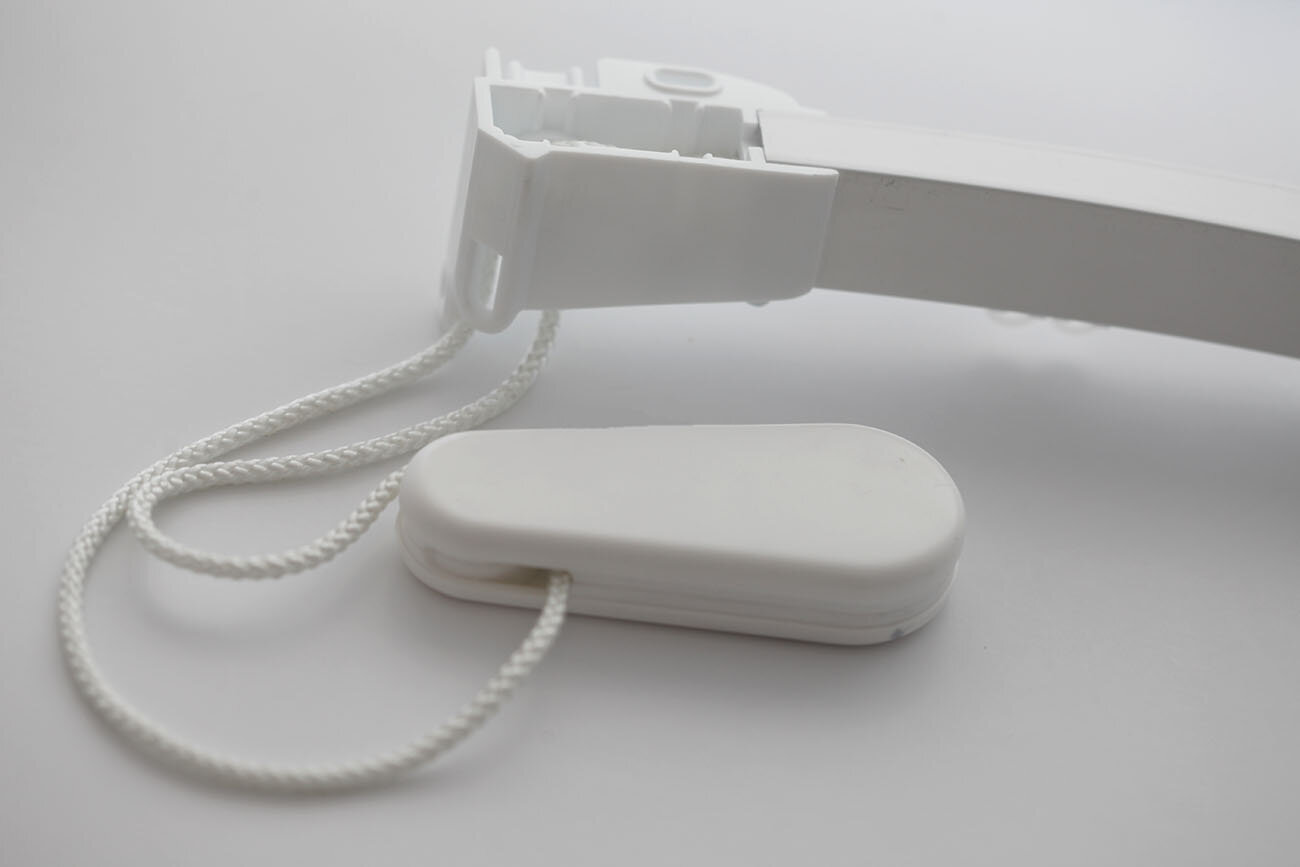 Профильный алюминиевый карниз с кордовым управлением Ronde (Arquati) Италия 340см. цельный, закрытие к центру.