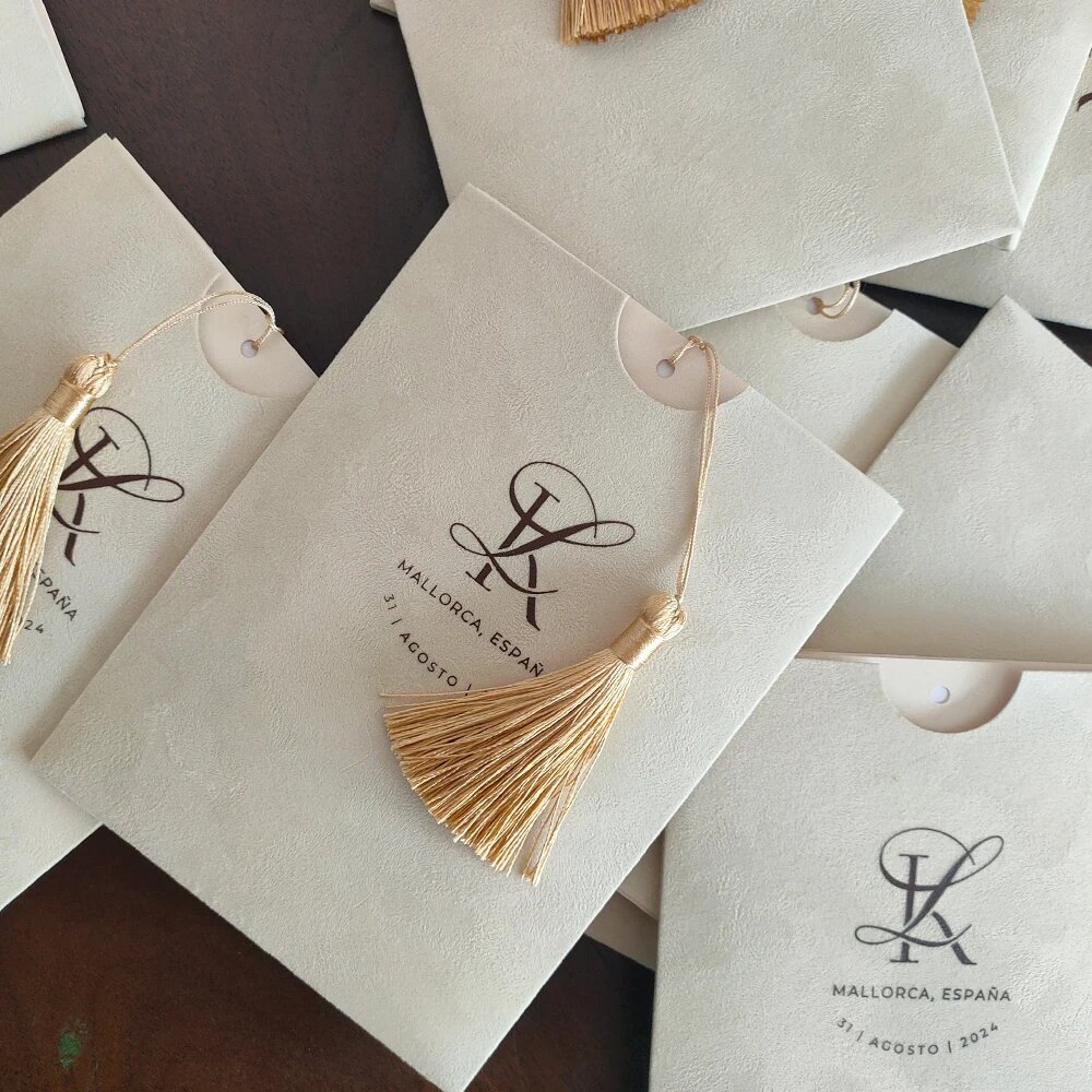 Персонализированная бежевая бархатная свадебная открытка 30 piece, champagne