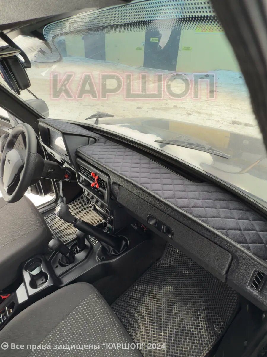 Накидка на панель для Нива 4x4