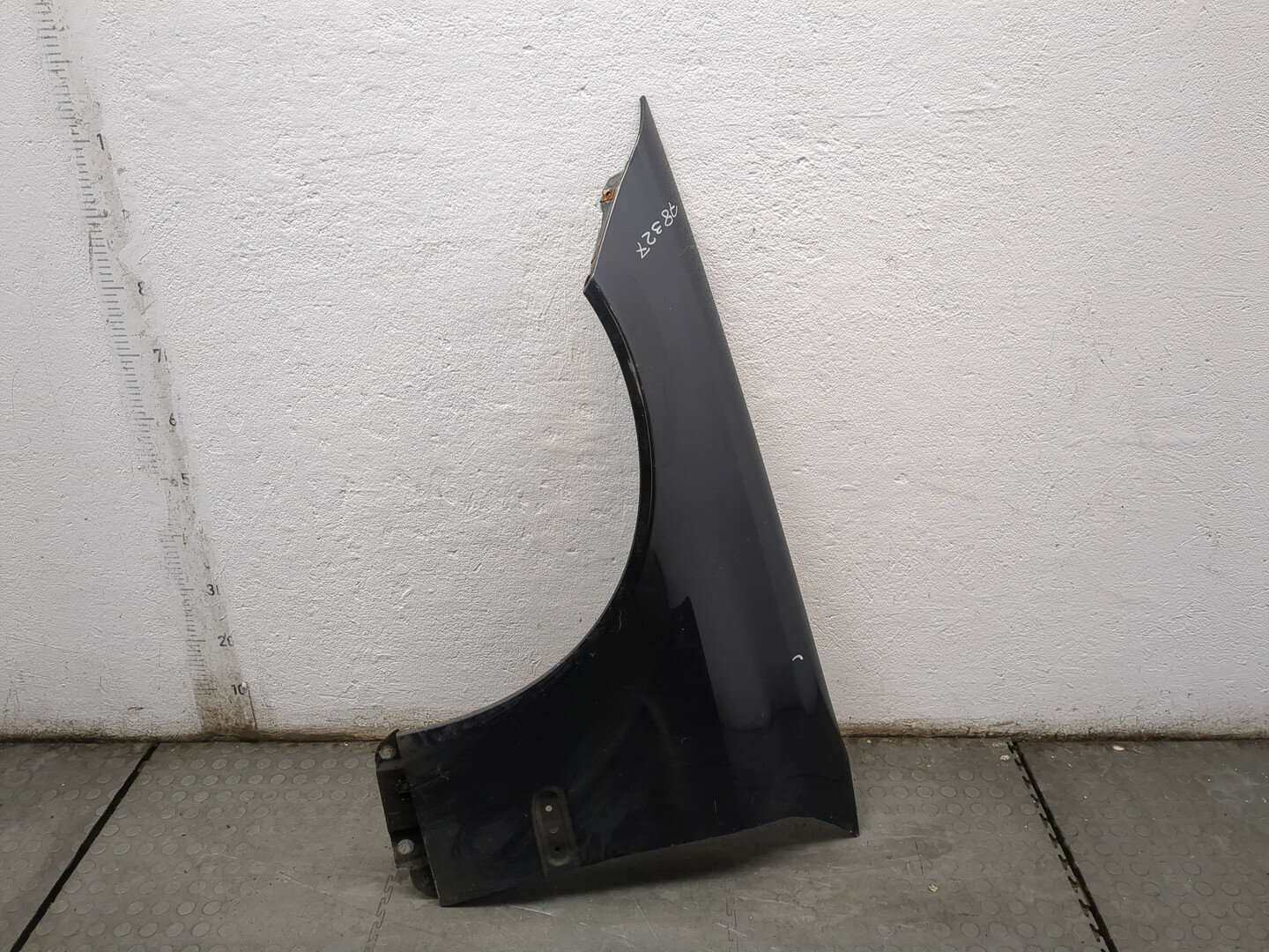 Крыло левое переднее Mercedes CLC Б/У