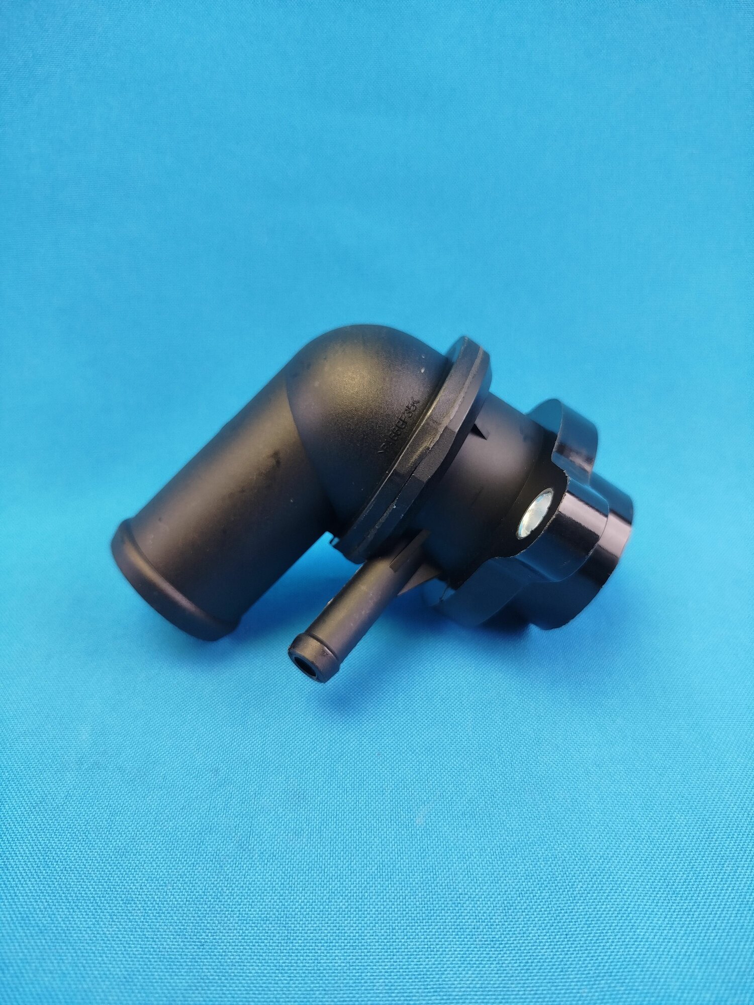 Термостат "AMD" для автомобилей Chevrolet Aveo, Lanos, Daewoo Nexia 16кл. пластиковый