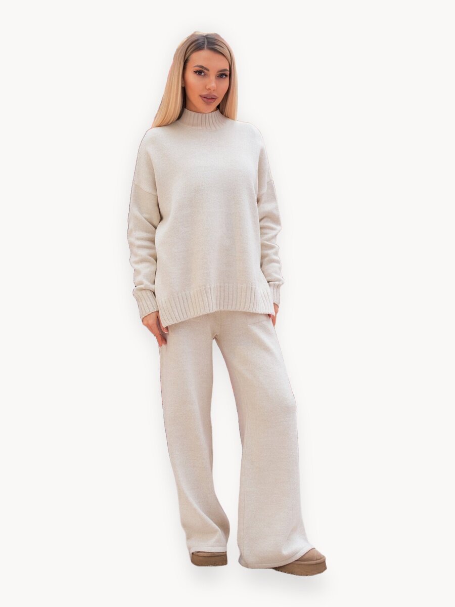 Костюм спортивный