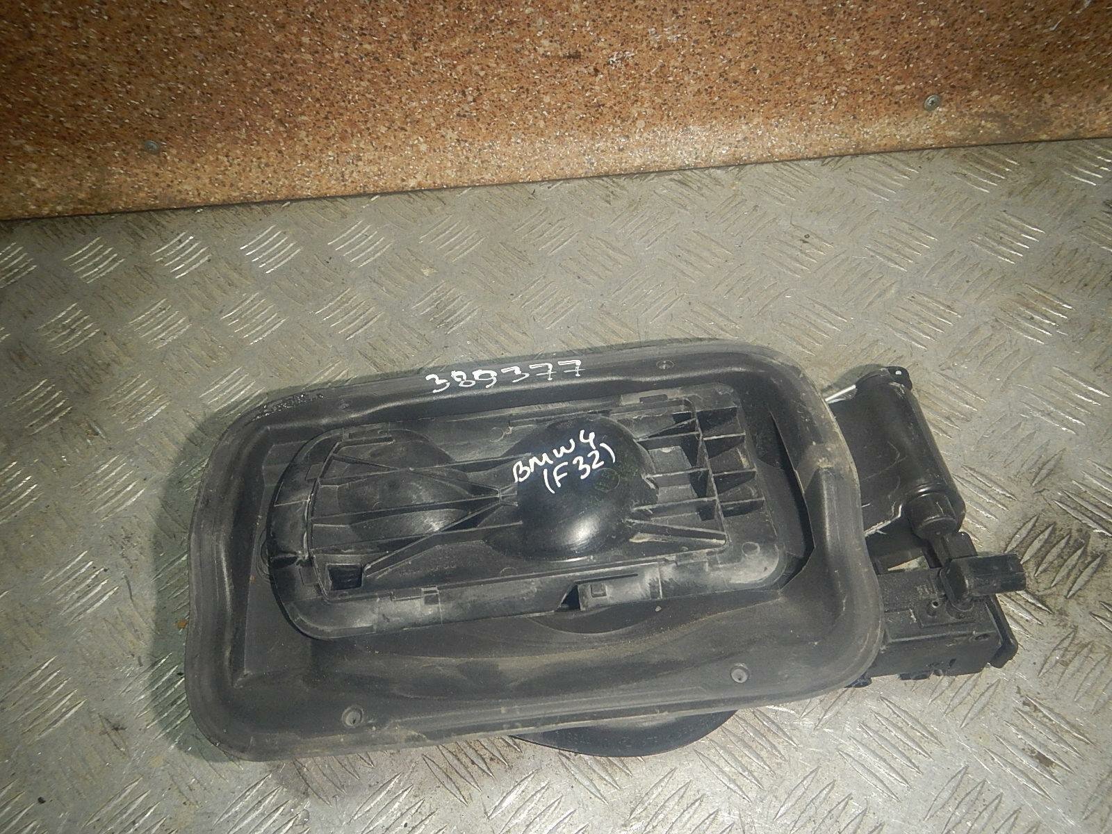 Б/У Ниша лючка бензобака, BMW (БМВ)-4 (F32) (12-) BMW 4 (F32) (12-) с активатором Без повреждений. 389377 BMW арт. 511772...