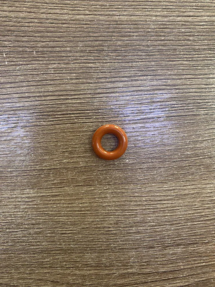 Фторсиликоновое кольцо форсунки топливной(толстое) Chery Amulet BYD F3 F3R (нижнее кольцоверхнее) Чери Амулет БАЙД Ф3 БИД Ф3Р