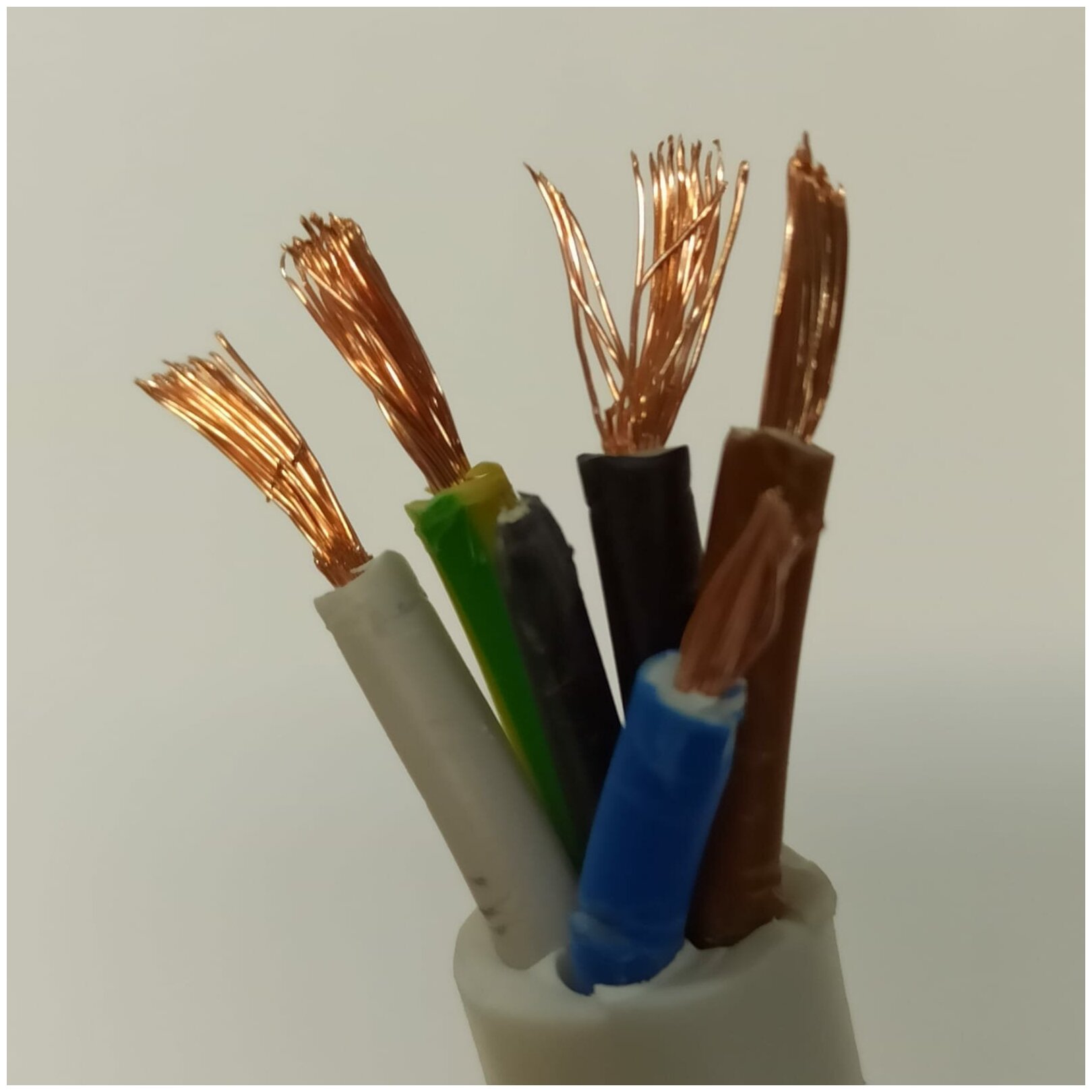 Провод ПВС 5х2.5мм2, 5 метров