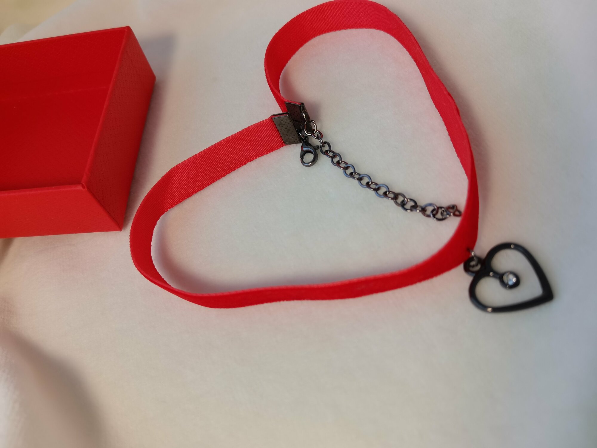 Чокер, кристалл