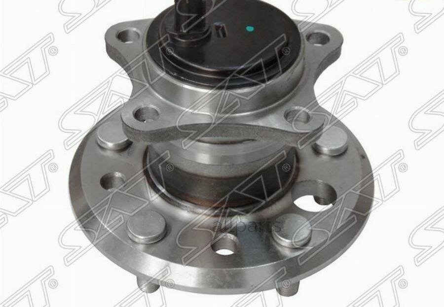 SAT ST-42450-33030 Ступичный узел задн./прав TOYOTA CAMRY ##V50