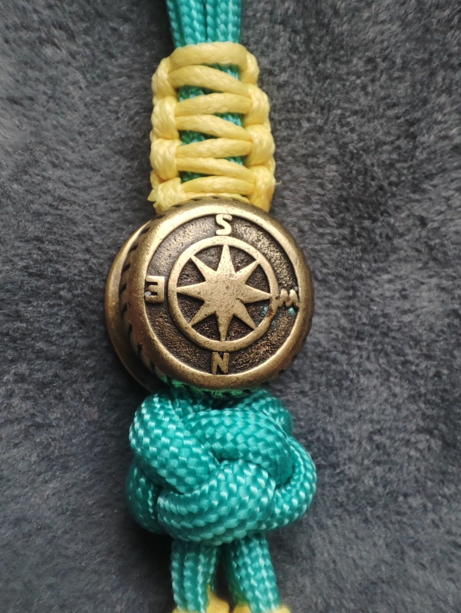 Темляк "Компас", для ножа, паракорд, 4 мм, цвет бирюза/желтый/бронза, ручной работы