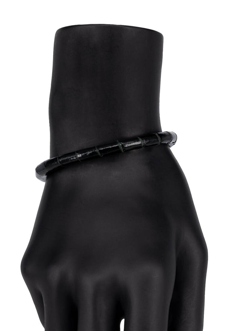 Плетеный браслет