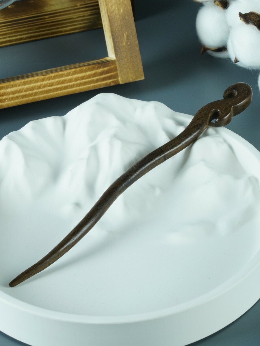 Китайская палочка, шпилька для волос. Из дерева, сандаловая 17 см.