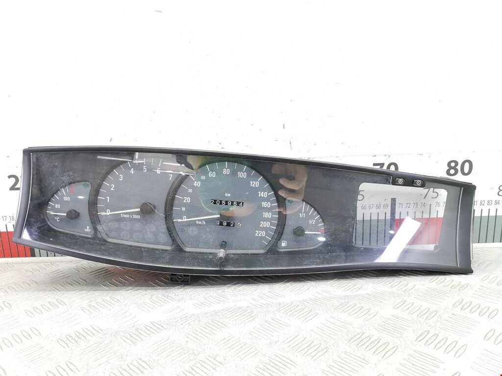 Панель приборная (щиток приборов) Opel Omega B 90511813 арт. 2145641