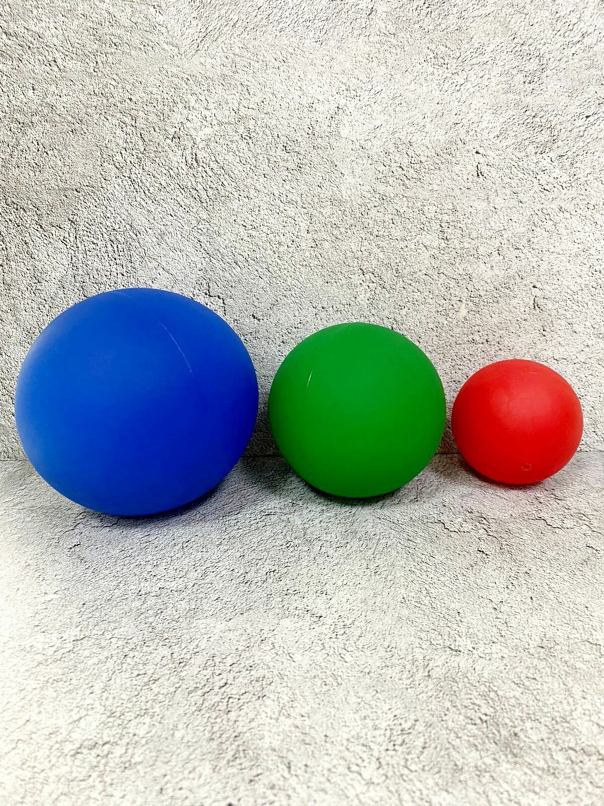 Набор утяжеленных мячей (0,25+0,5+1кг) /мяч для физкультуры и фитнесса/ мяч с водой/